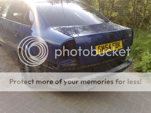 my b5.5...new pics added. more painting... - UKPassats